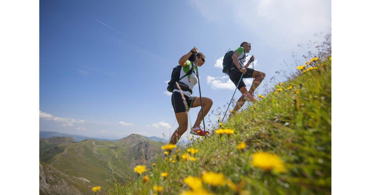 fast hiking pyrénées